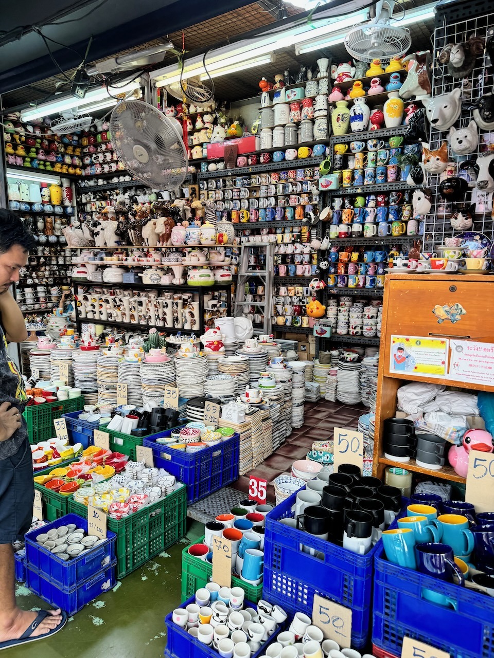 ChatuChak Market – Explore Bangkok Now